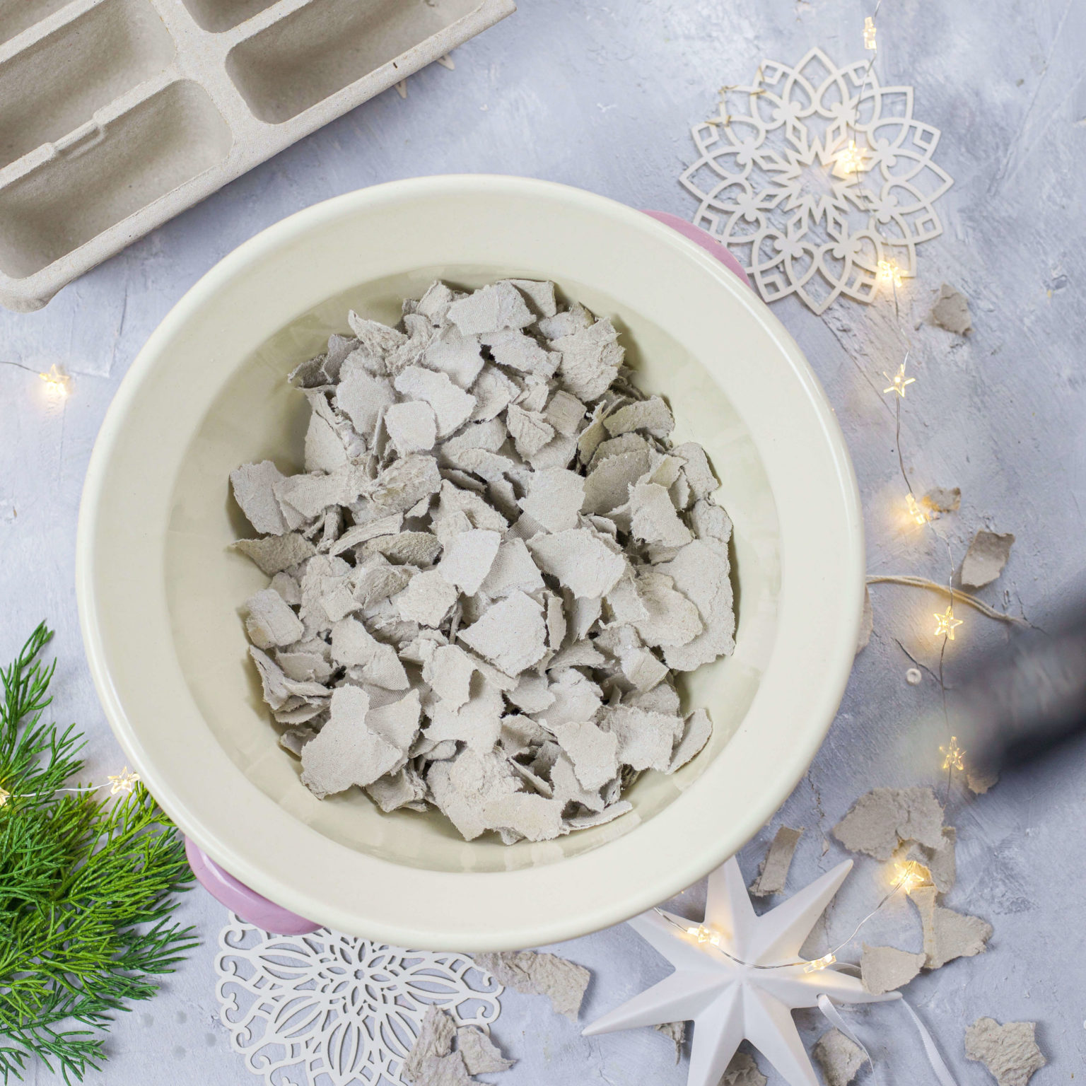 Schalen aus Pappmaché ganz einfach selbermachen