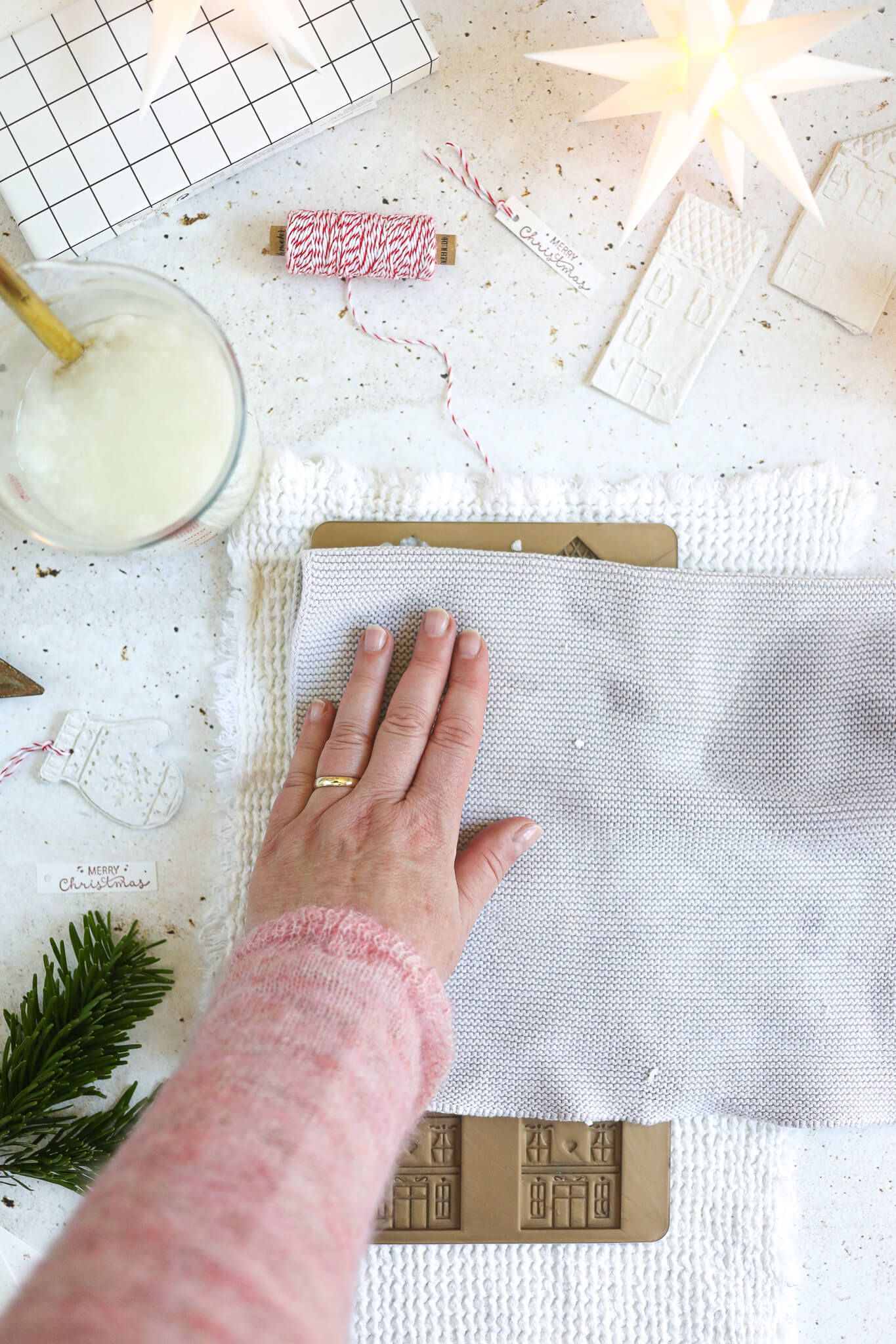 DIY Häuschen Weihnachtskarten aus Papierreliefs